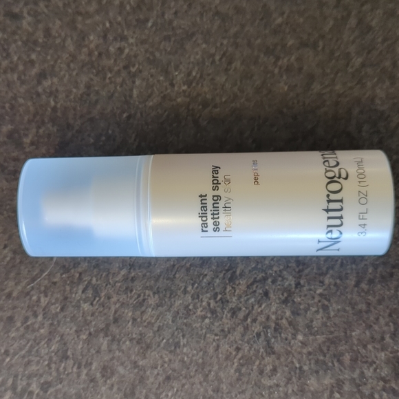 Neutrogena | Makeup | Neutrogena Setting Spray | Poshmark